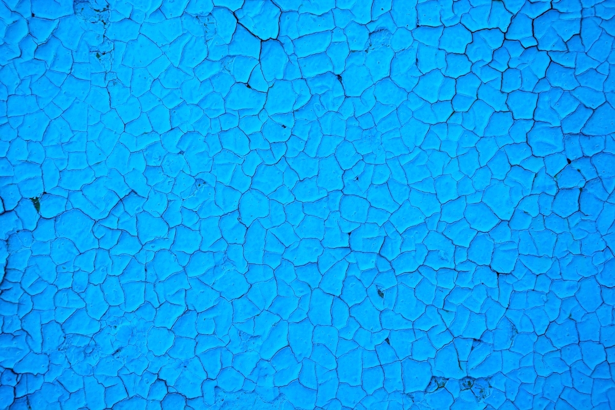 ปัญหาฟิล์มสีแตกร้าว แตกออกเป็นแผ่น (Cracking/ Flaking)